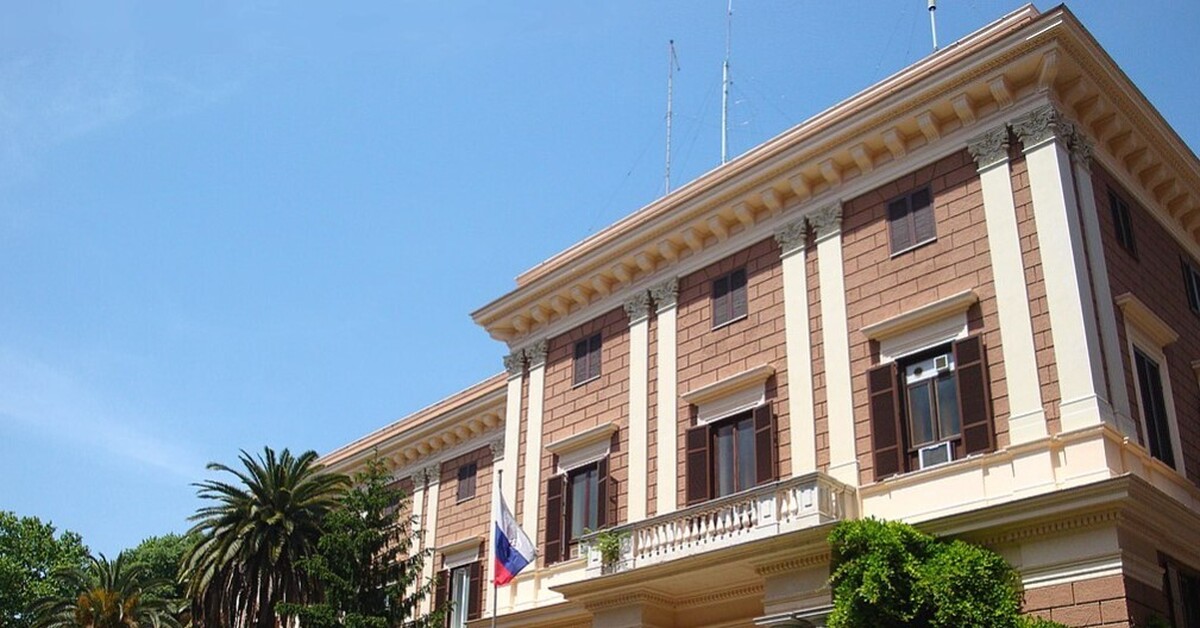 Посольство России в Италии | Посольство Италии в России | Пикабу