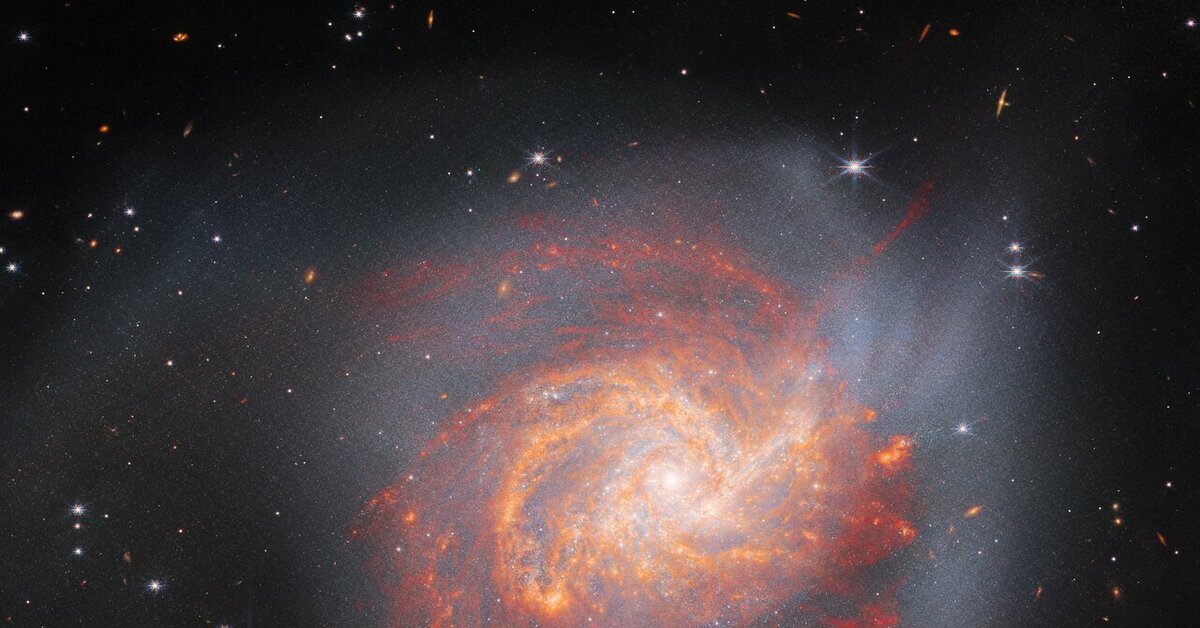 Результат столкновения галактик. Пекулярная галактика NGC 3256 - 30.09. ...