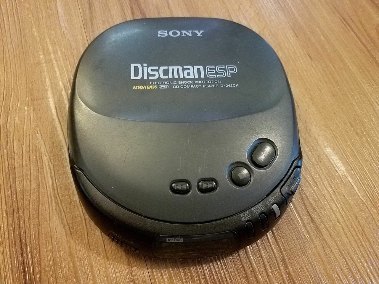 SONY Discman из 90-х. | Пикабу