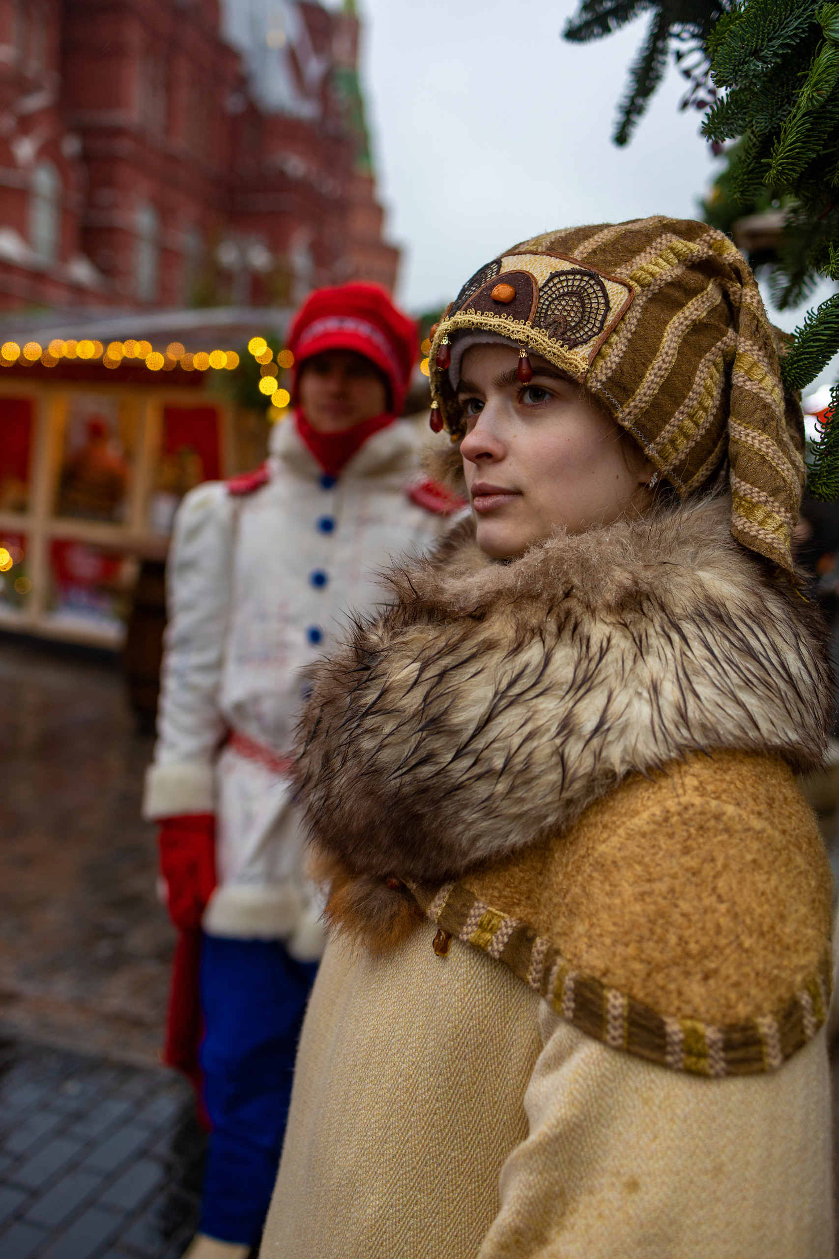 Новогодние моменты: Персонажи Манежной площади... | Пикабу