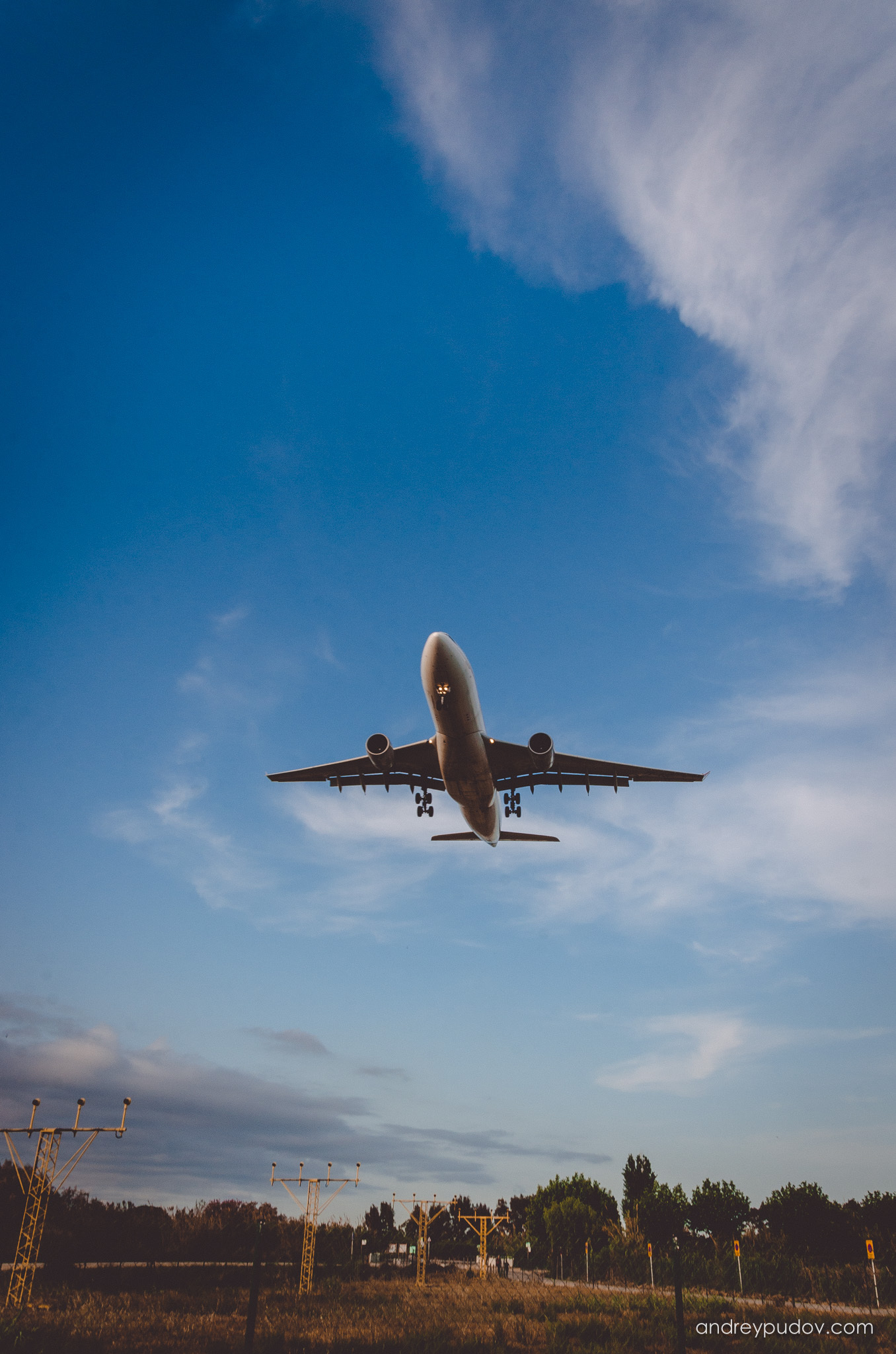 LEBL Barcelona El Prat International Airport | Пикабу