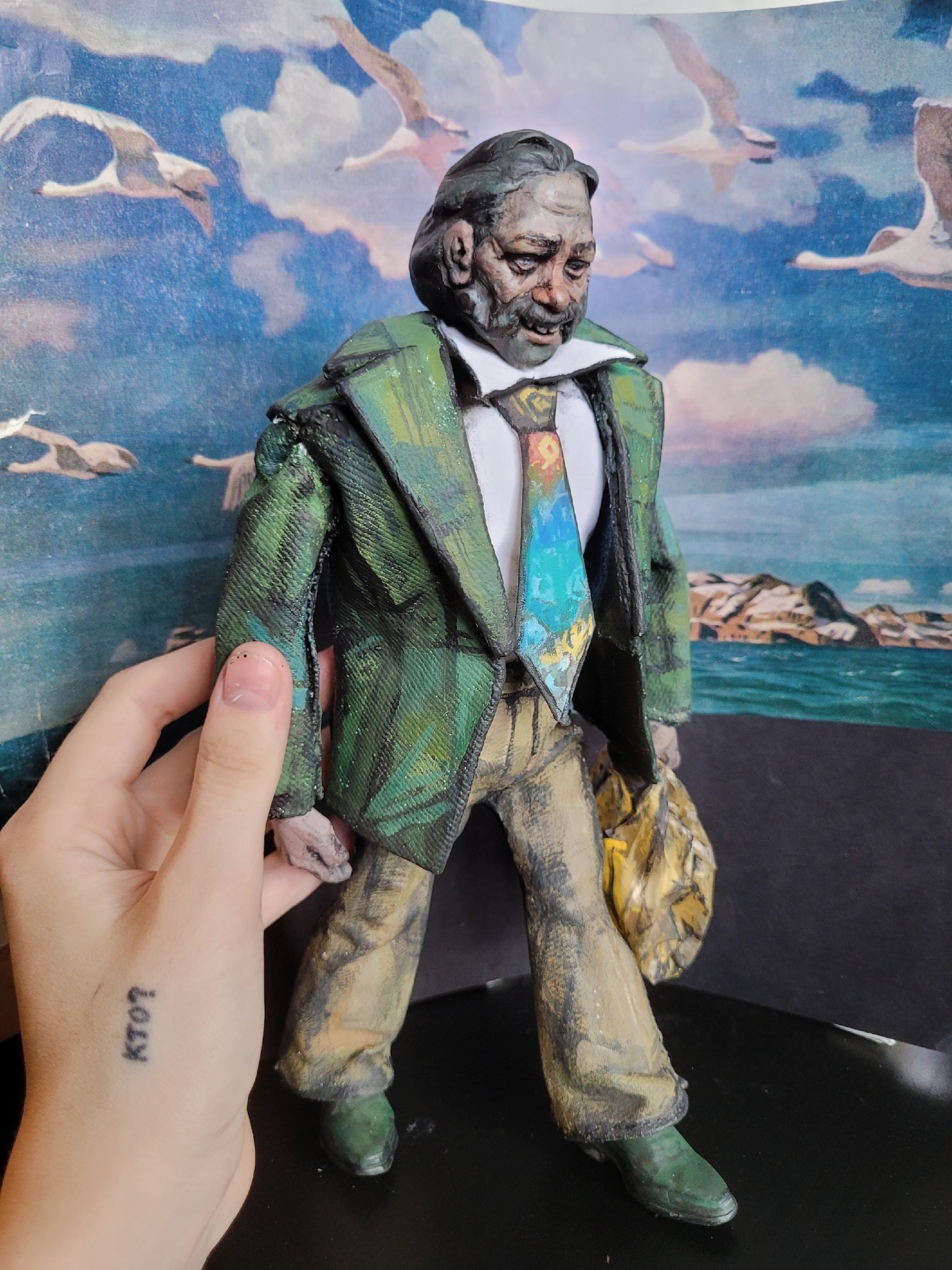 Фигурка по Disco Elysium | Пикабу