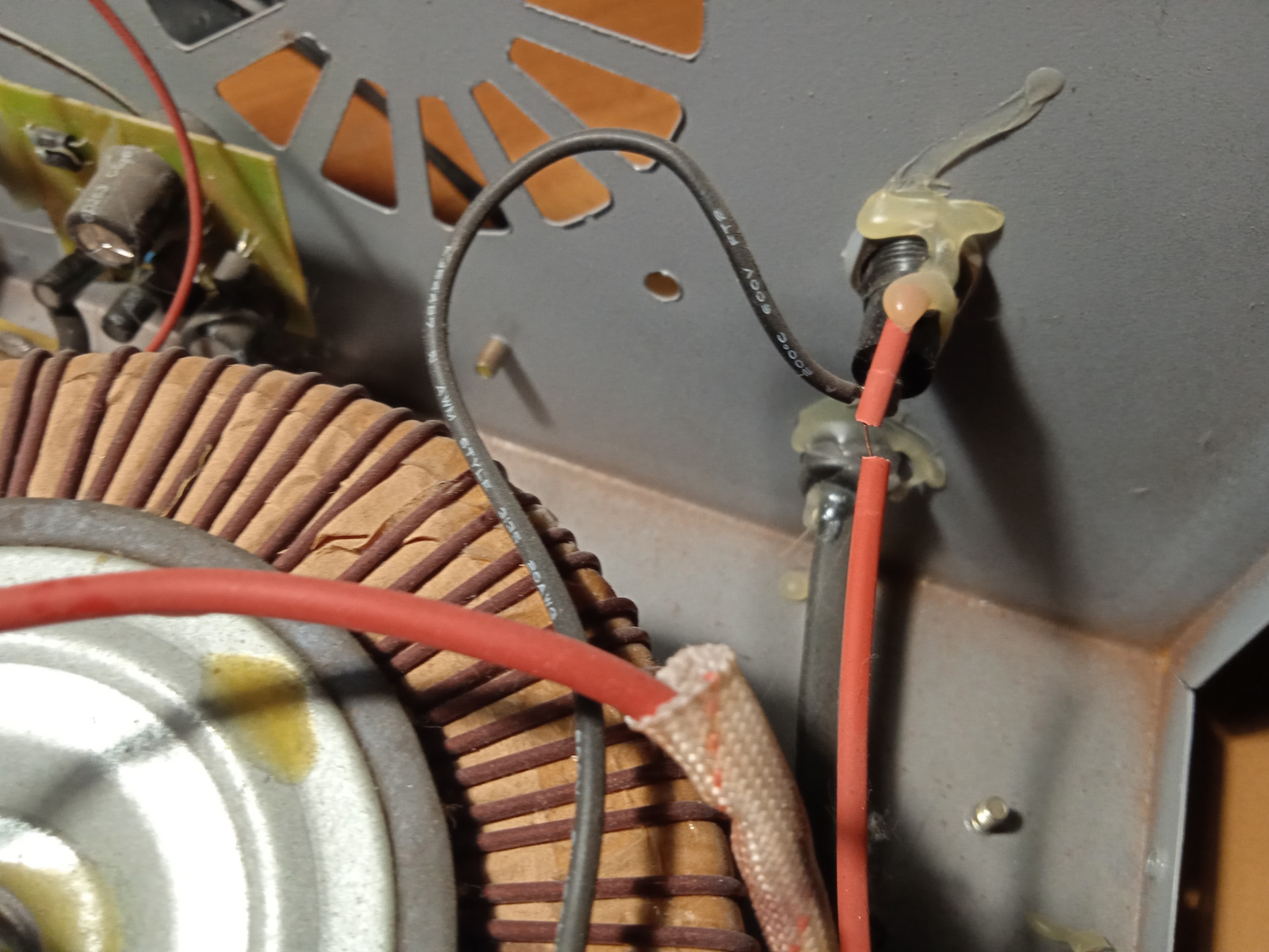 Зарядное устройство MAXINTER PLUS-30 ВТ-11 - 23.08.23 06:12 | Пикабу