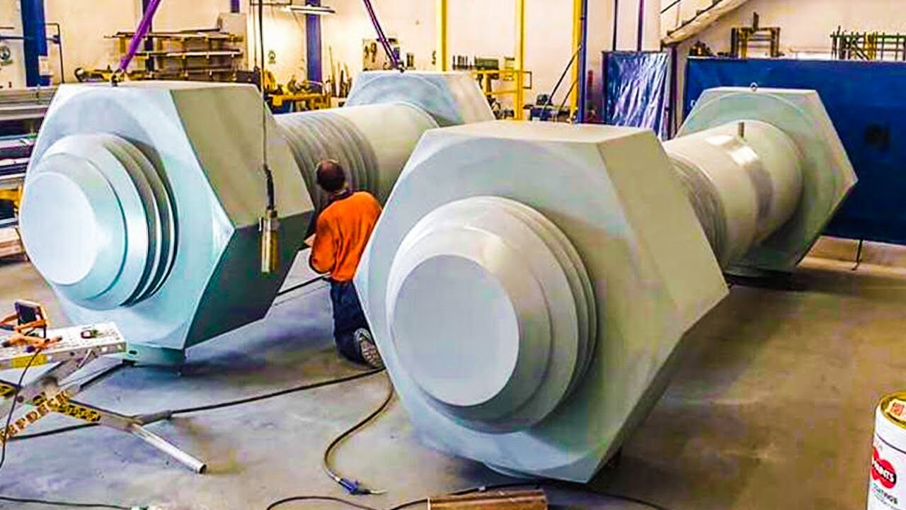 В сеть попали кадры с производства болтов, которые разработчики кладут ...