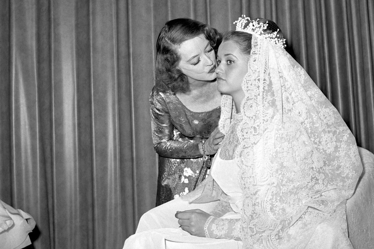 "Моя мама - монстр!" и "Моя тоже!" - Как дочери легендарных Бэтт Дэвис ...