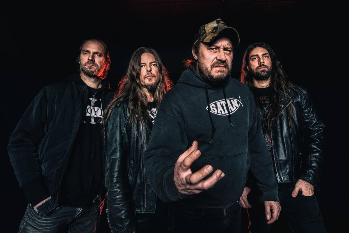 Истинные красавцы ENTOMBED A.D., это вторая часть гигантов DEATH'N'ROLL ...