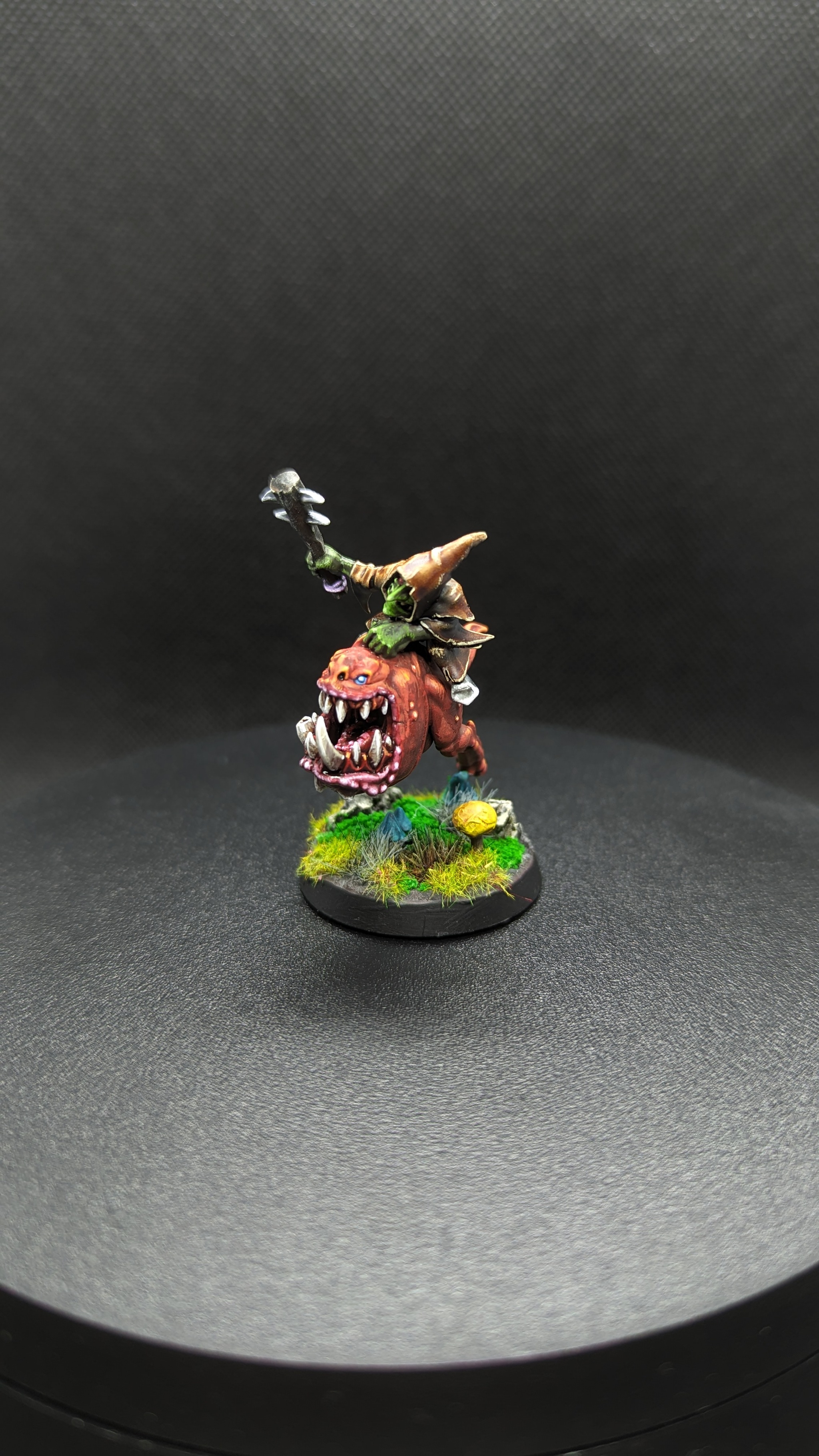 Squig Hoppers | Пикабу