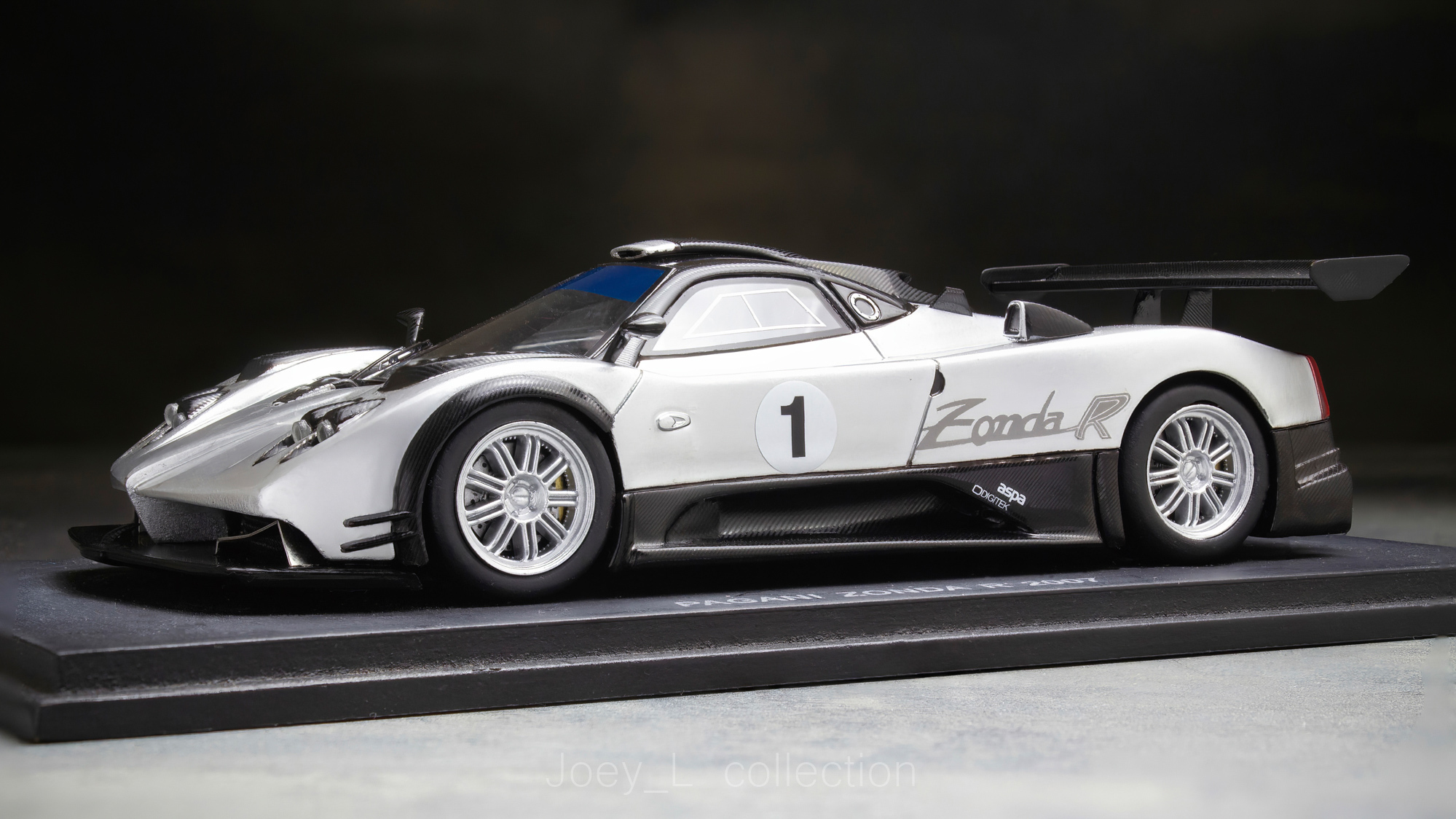 Модель в 1/43. Pagani Zonda R Prototype | Пикабу