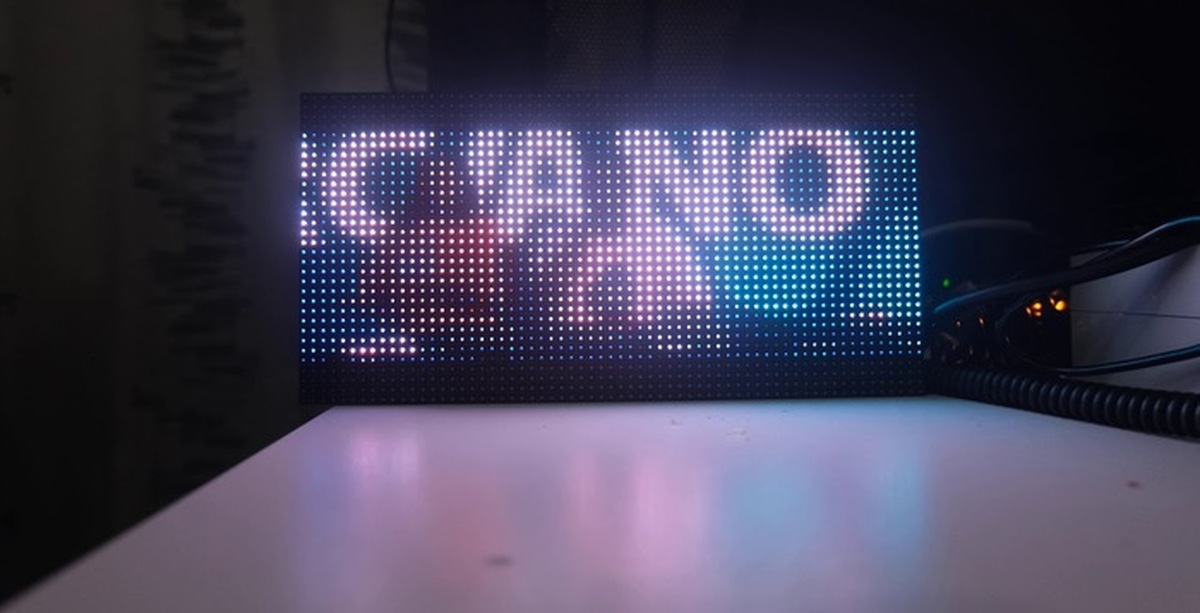 Самый простой способ воспроизведения видео на LED P Panel при помощи ...